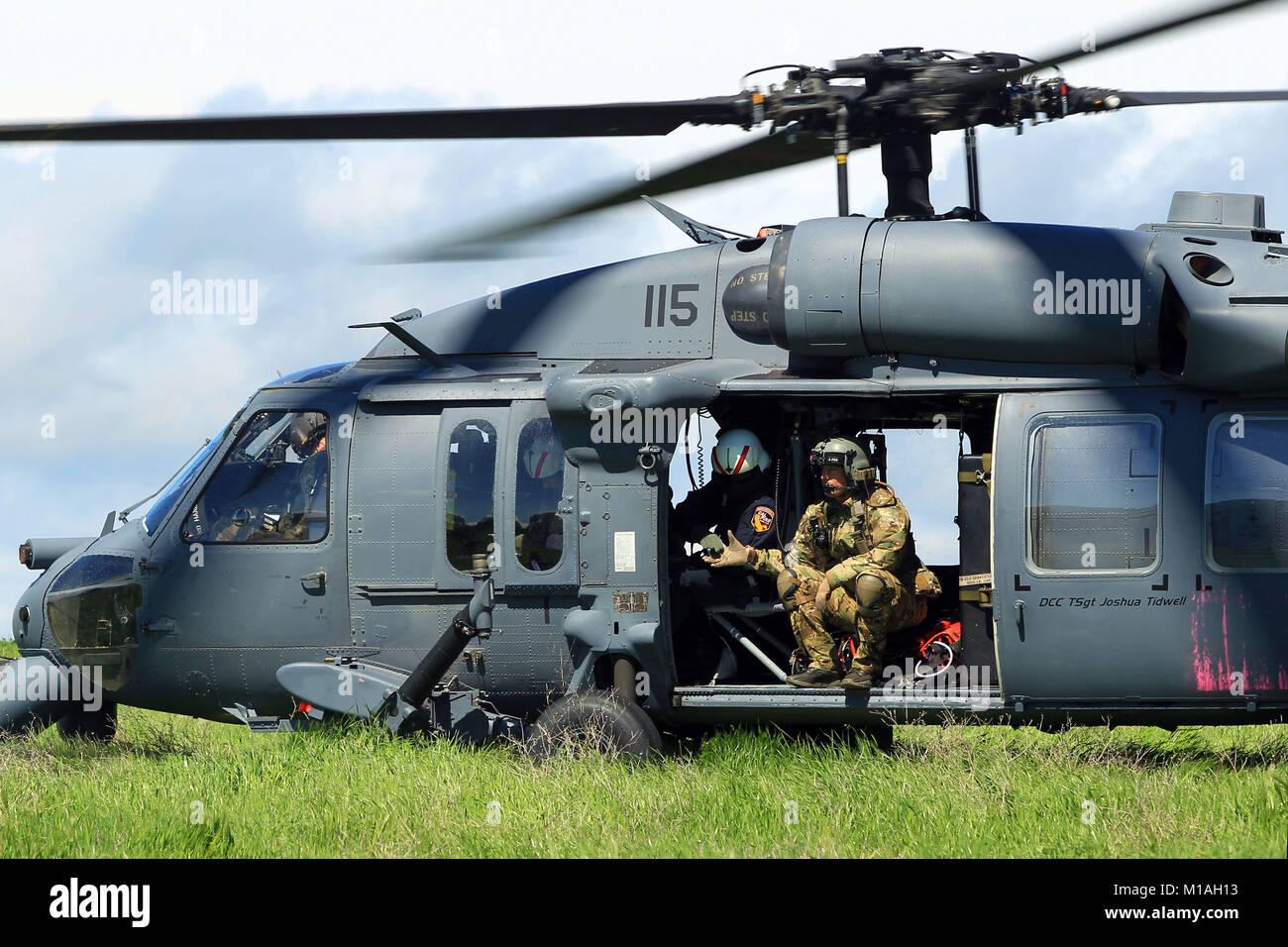 129th rescue squadron hi-res stock photography and images - Alamy