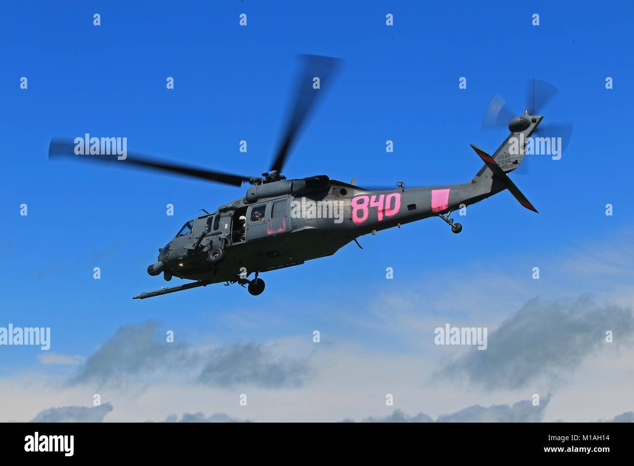 Members of the 129th Rescue Squadron from Moffett Air National Guard ...