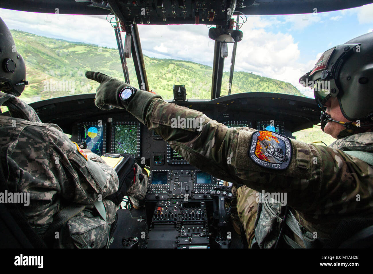CH-47F Chinook pilots Chief Warrant Officer 2 Craig Hannon (left) and ...