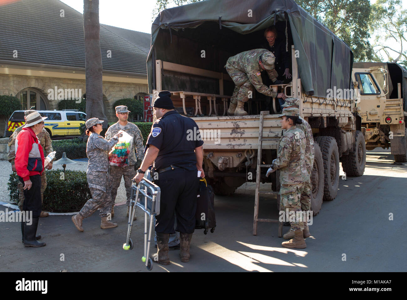Soldiers from the California National Guard's 1114th Composite ...