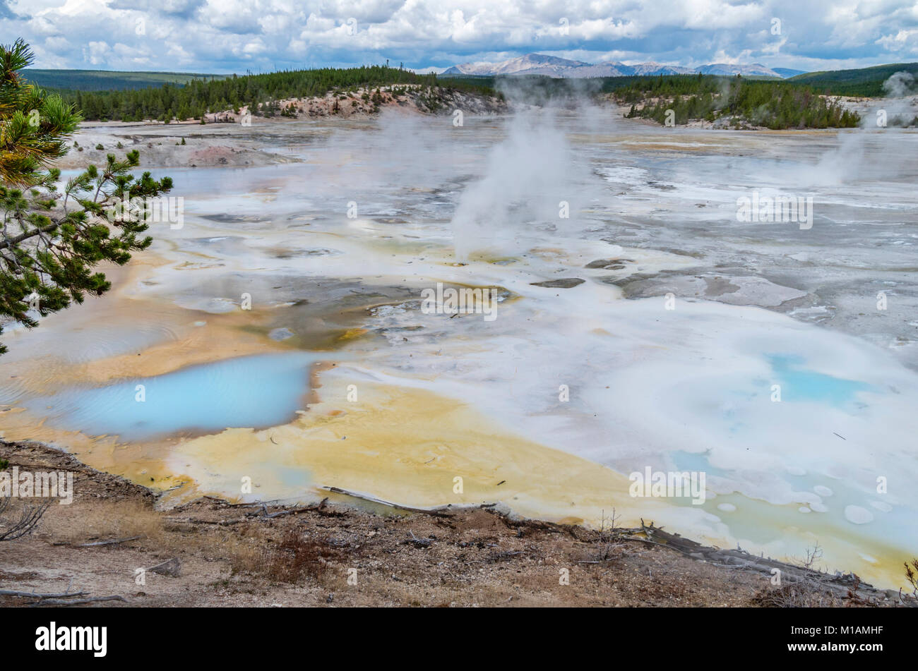 Porcelain springs yellowstone hi-res stock photography and images - Alamy