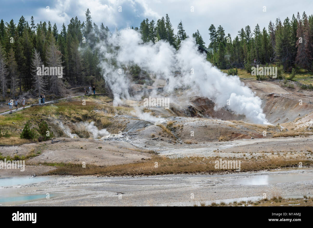 Porcelain basin hi-res stock photography and images - Alamy