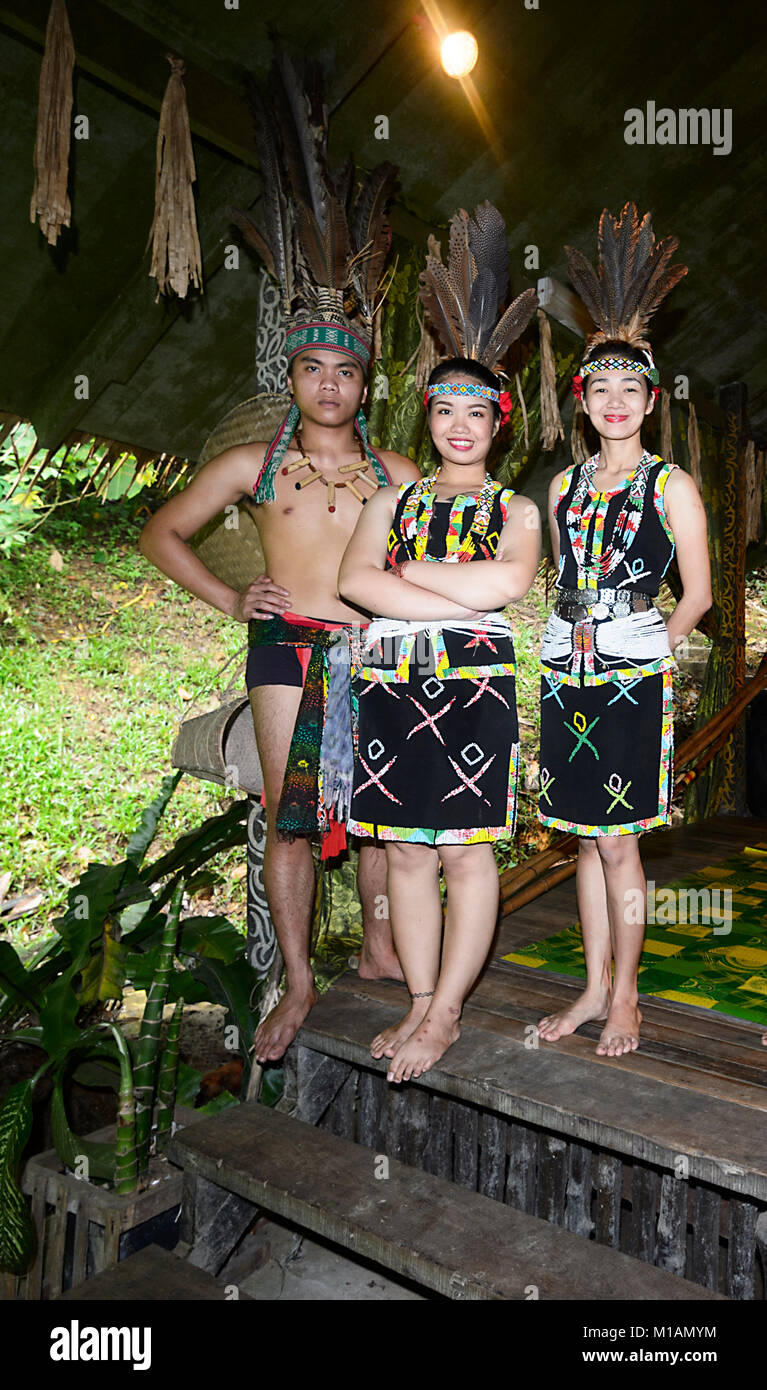 People wearing indigenous costumes hi-res stock photography and images ...