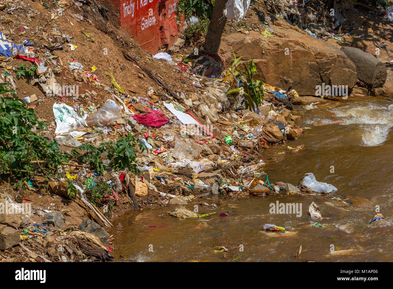 India Dustbin High Resolution Stock Photography and Images - Alamy