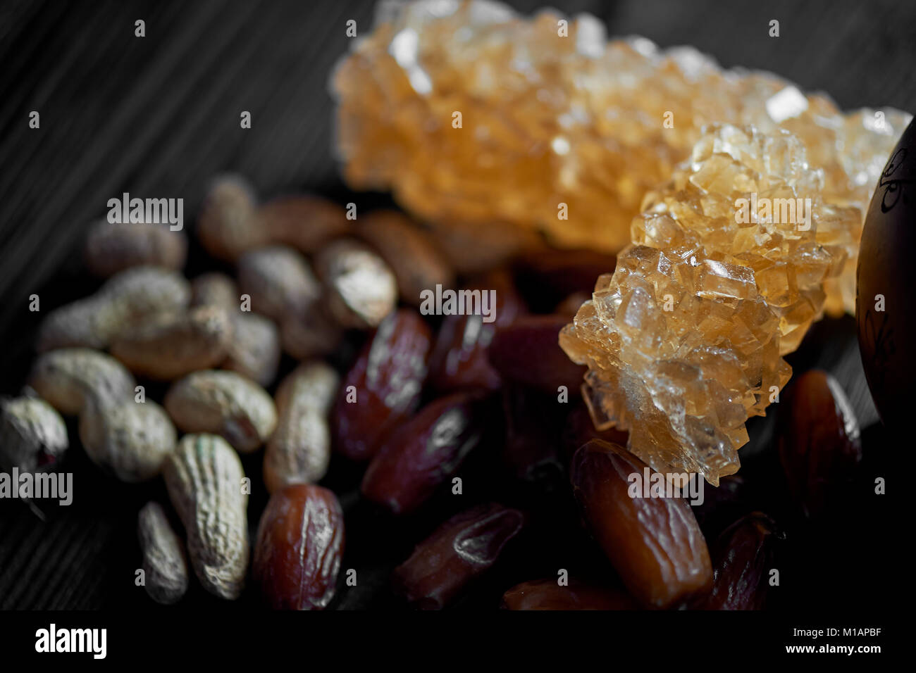 Brown grape sugar in transparent crystals.Eastern sweetness to the tea ...