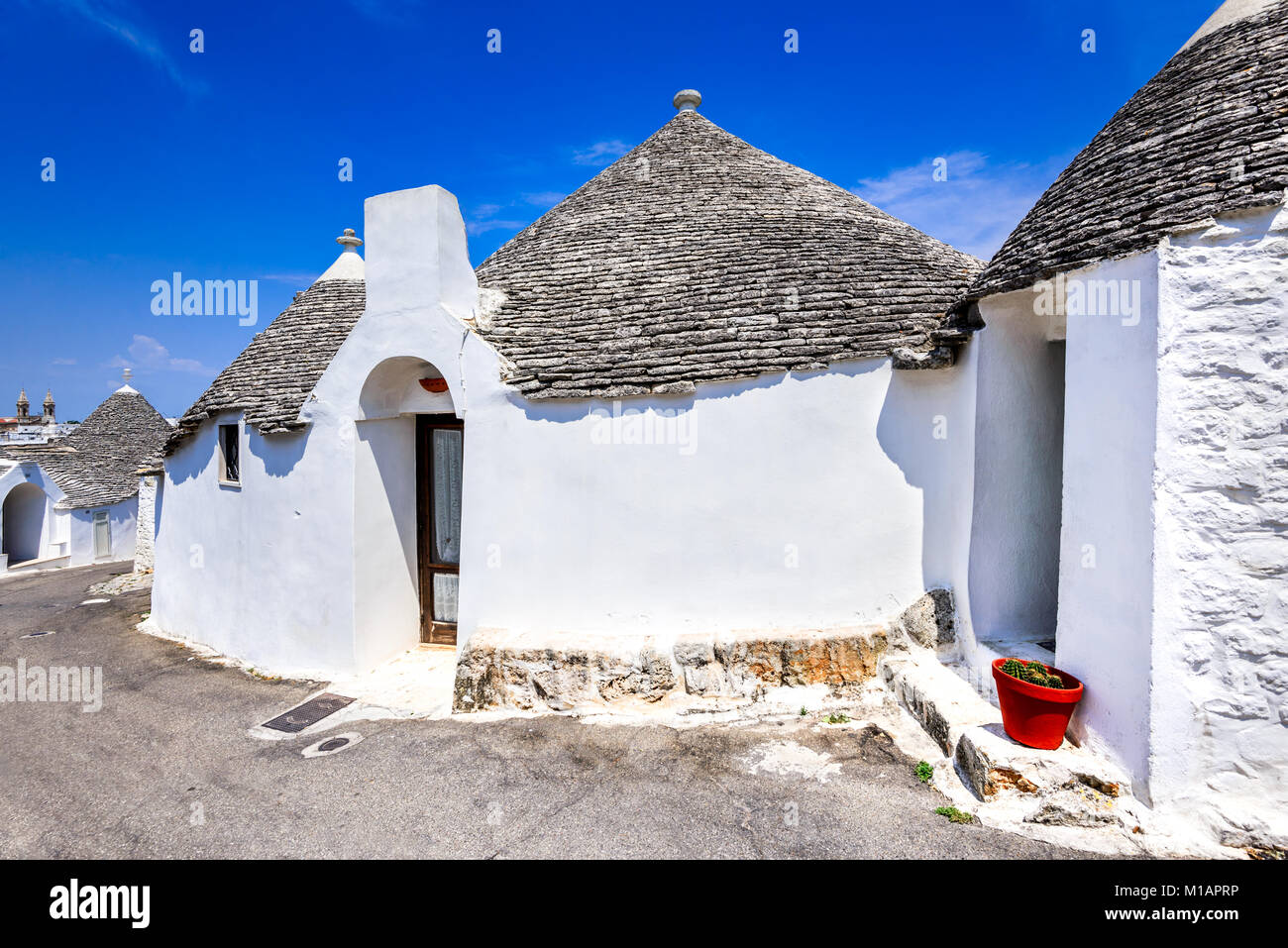 Conical stone roofs hi-res stock photography and images - Alamy