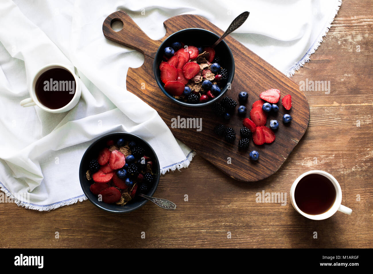 corn flakes with berries Stock Photo - Alamy