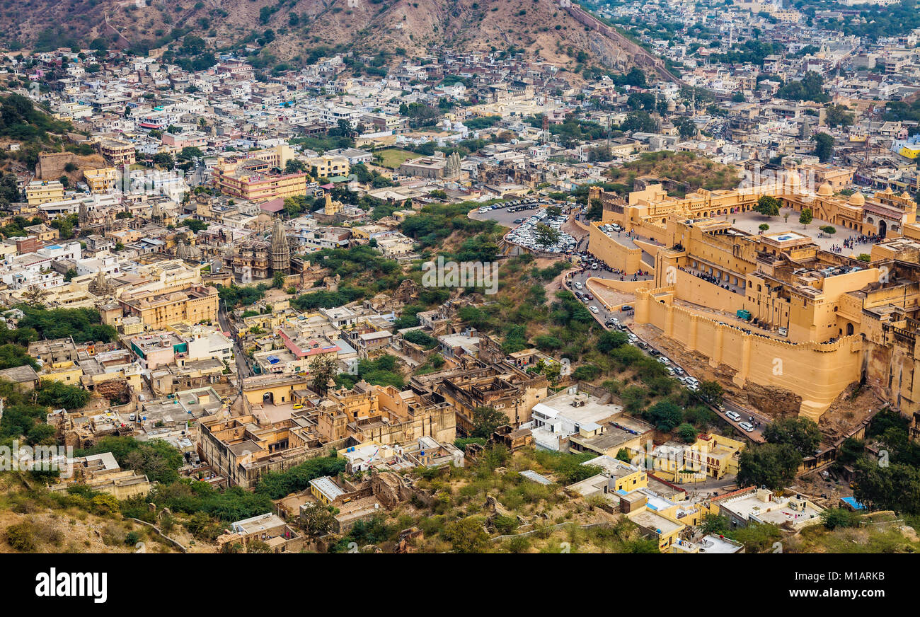 Aerial view of Jaipur city and Amer Fort (Amber Fort) as seen from top ...