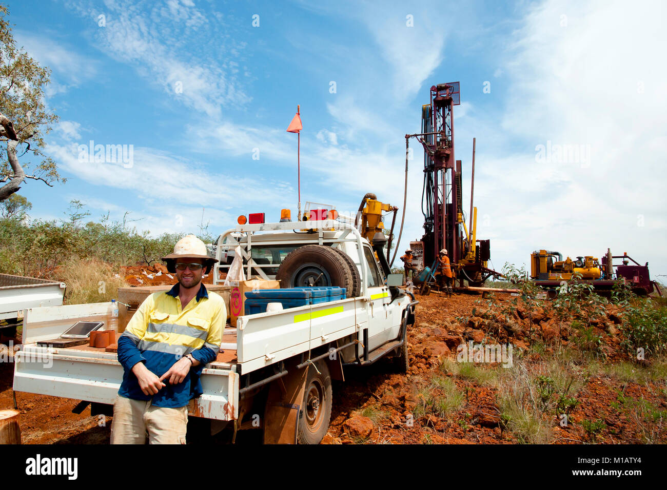 Geologist near Drill Rig - Australia Stock Photo - Alamy