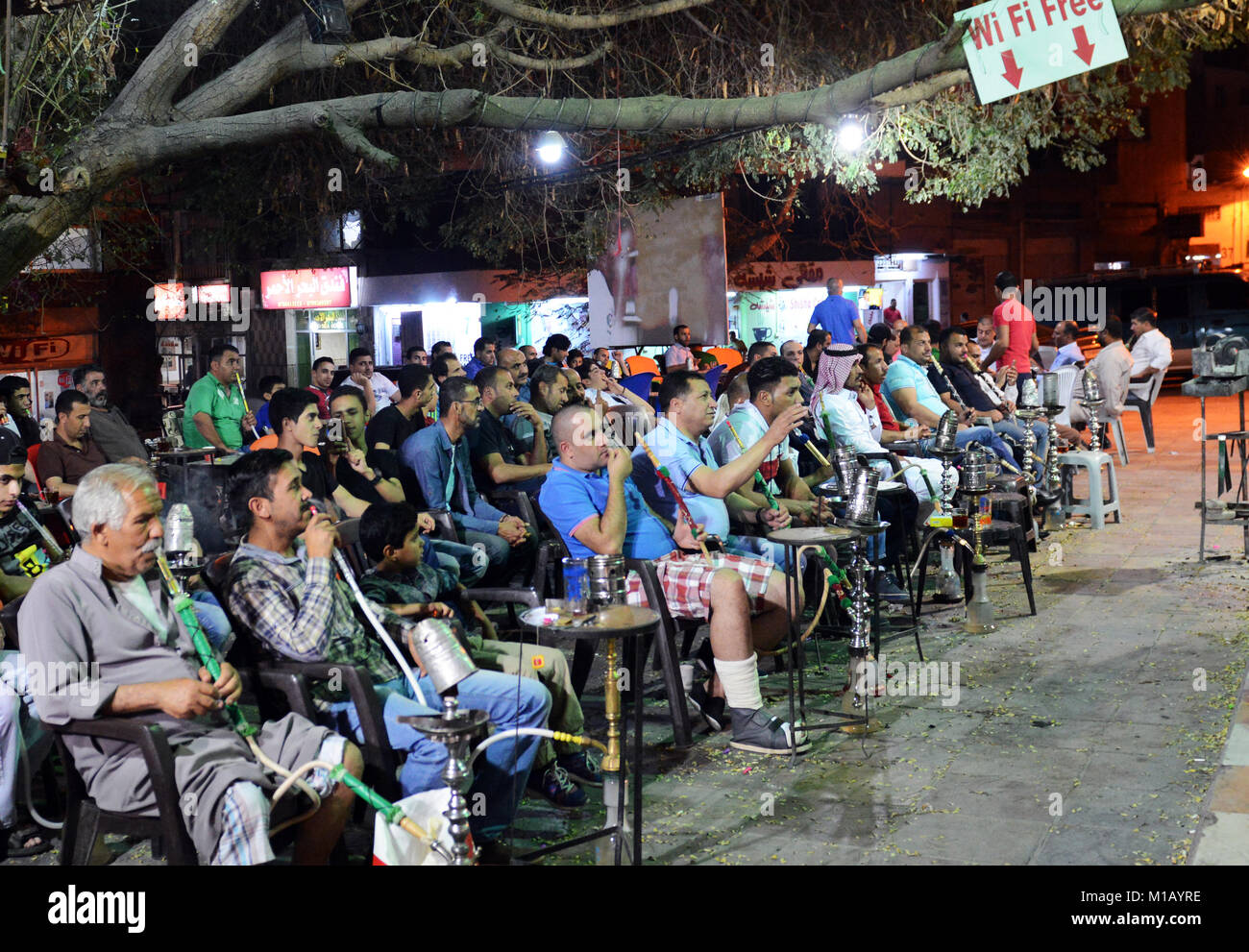 Argileh hi-res stock photography and images - Alamy