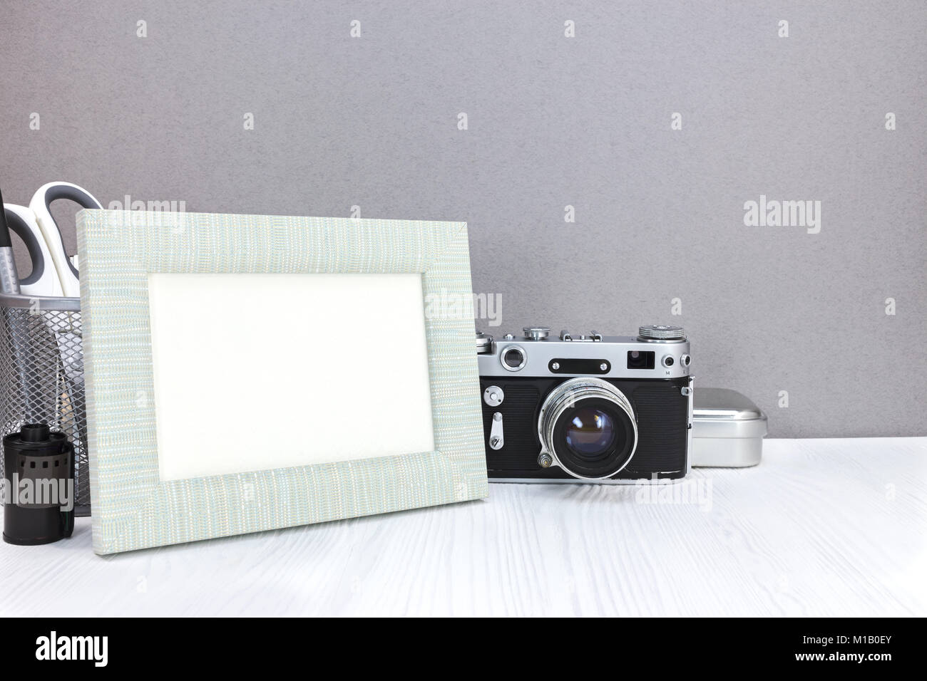 Camera roll frame hi-res stock photography and images - Alamy