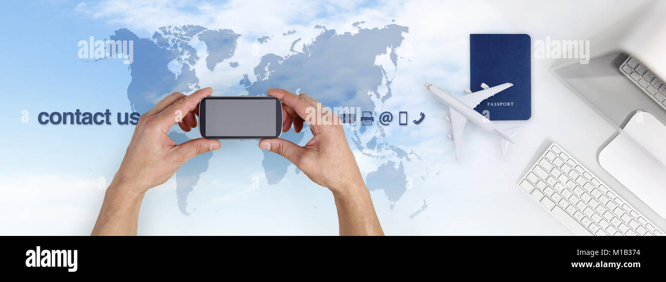 Air ticket booking on phone hi-res stock photography and images - Alamy