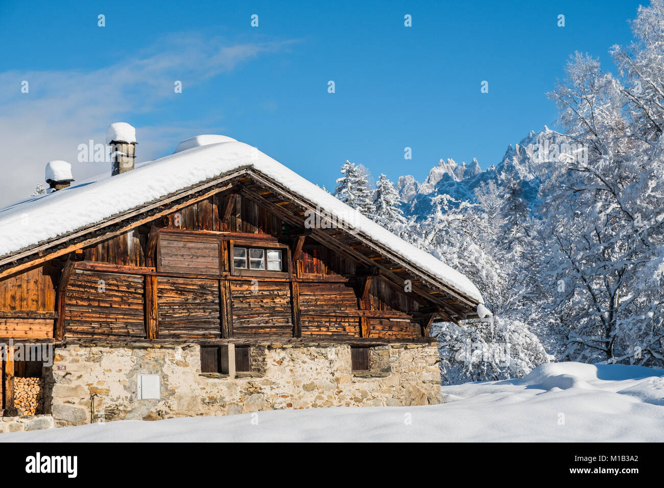 Old wooden chalets in Charousse in winter, Chamonix, France Stock Photo ...