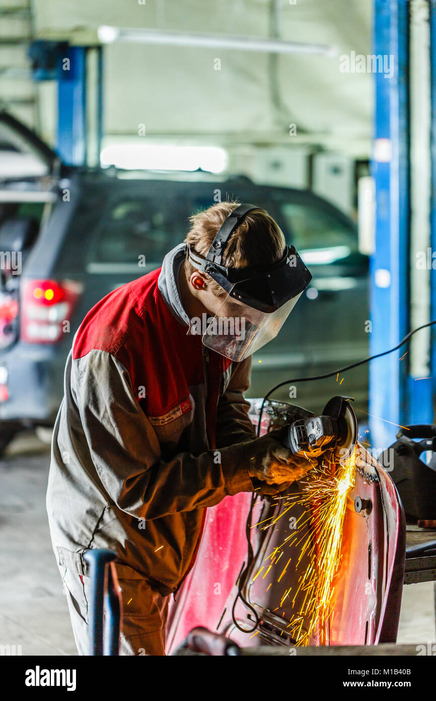 Service-man at work Stock Photo - Alamy