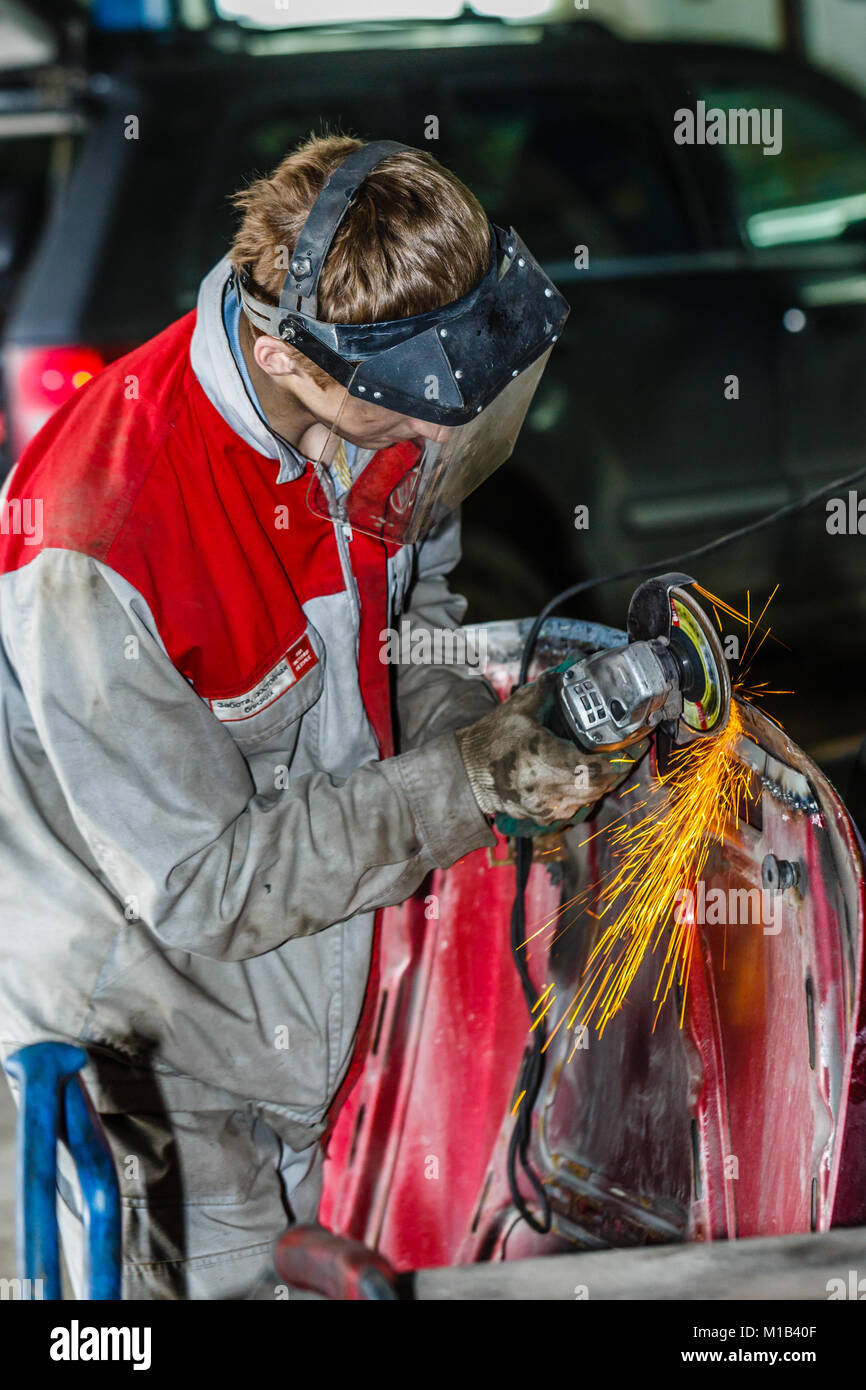 Service-man at work Stock Photo - Alamy
