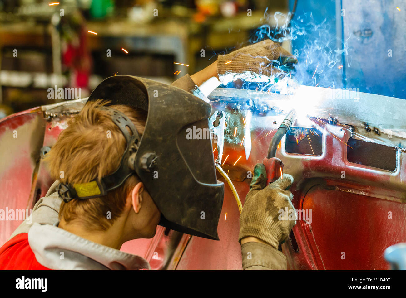 Service-man at work Stock Photo - Alamy