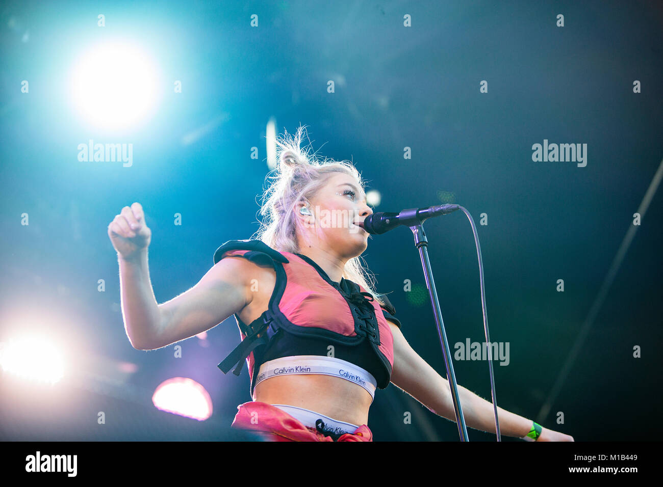 Astrid s singer hi-res stock photography and images - Alamy