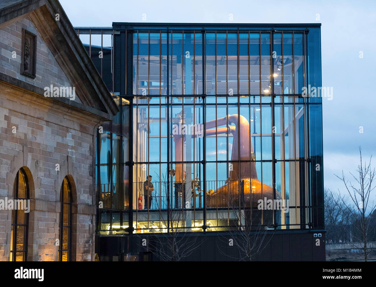 Scottish whiskey distillery hi-res stock photography and images - Alamy
