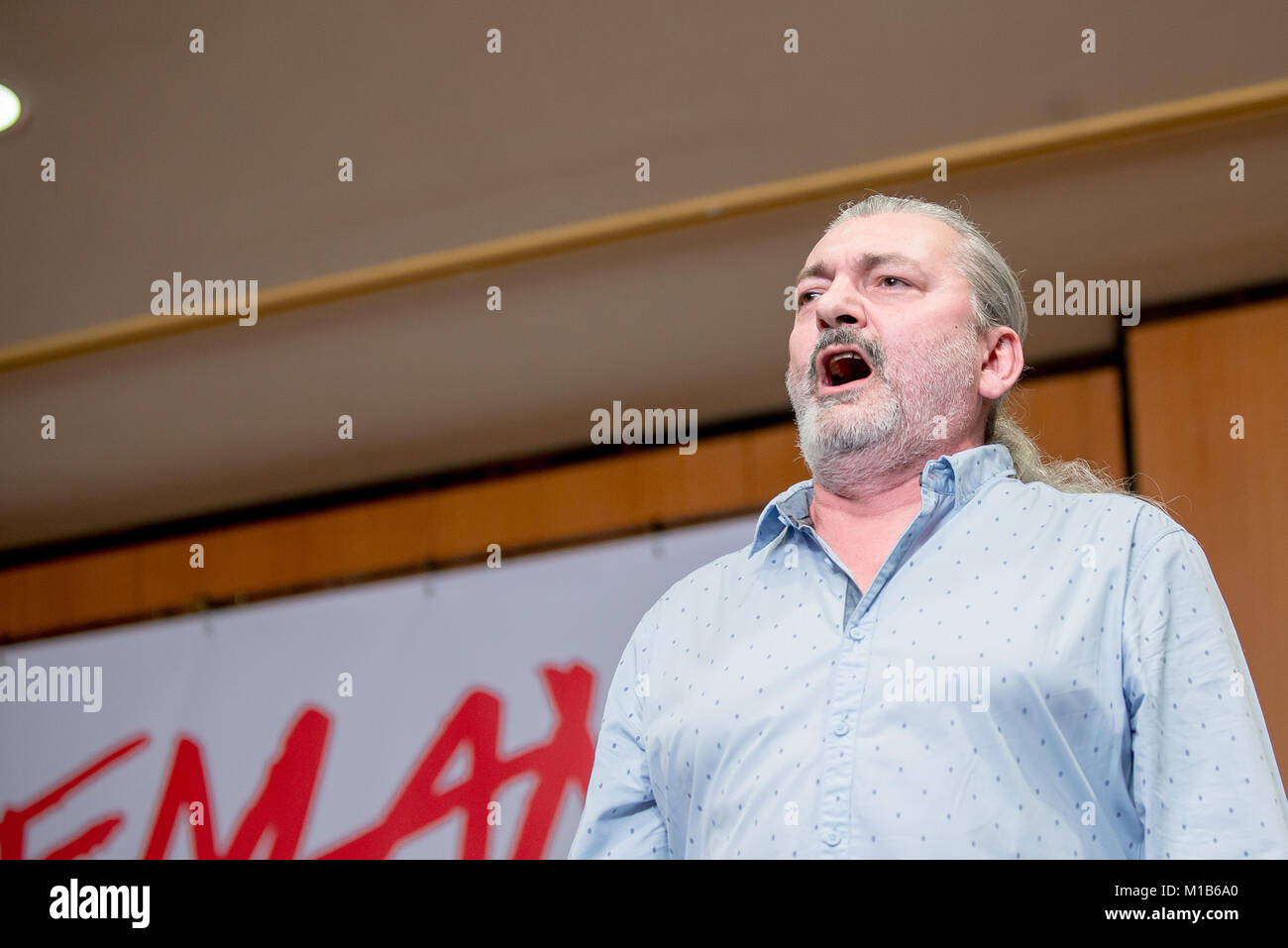 Hulka hi-res stock photography and images - Alamy