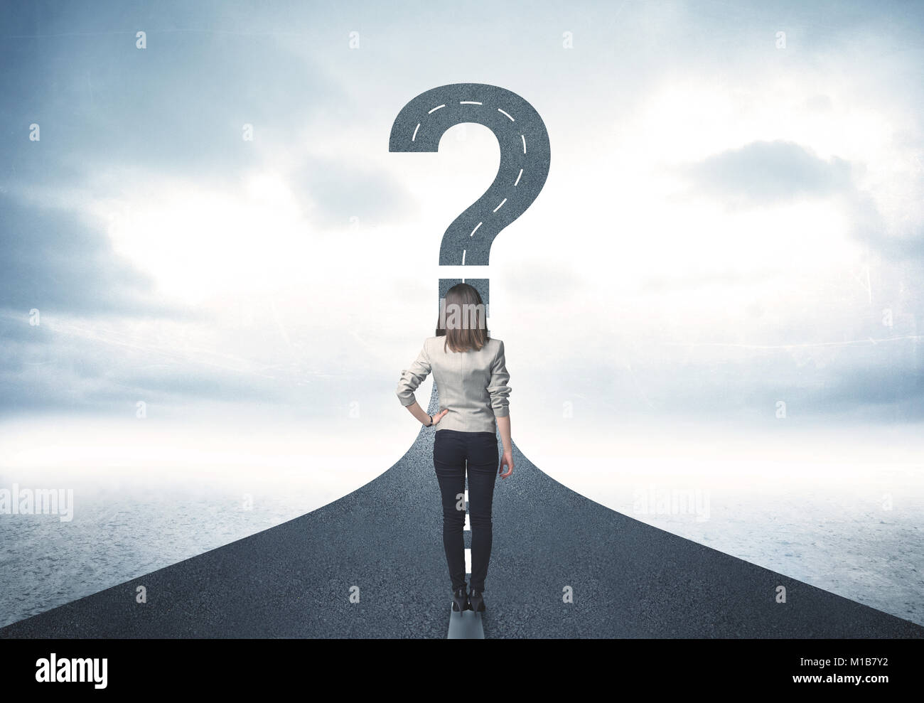 Question mark traffic sign hi-res stock photography and images - Alamy