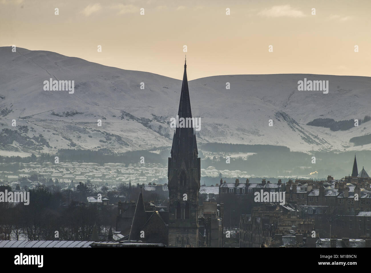 Heavy snow hits Scotland's Capital, Edinburgh. The snow left a white ...