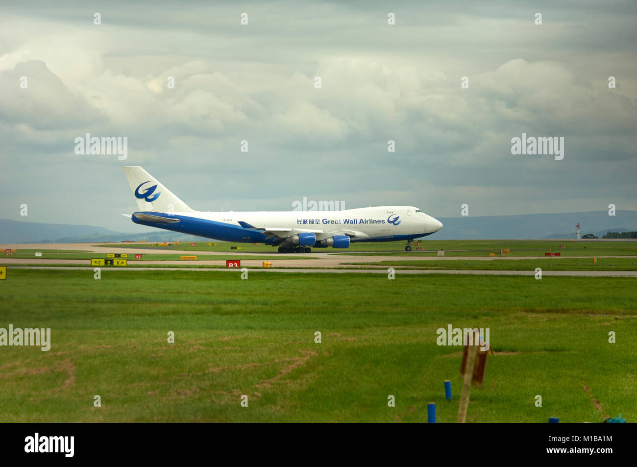 Aircraft landing at Manchester Airport, England, UK,GB Stock Photo - Alamy