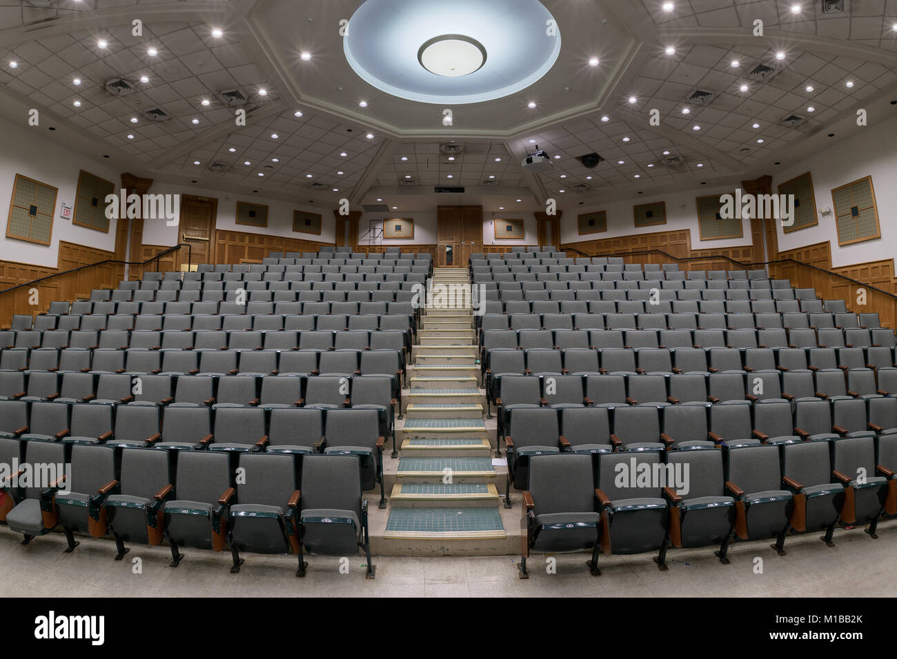 University lecture hall hi-res stock photography and images - Alamy