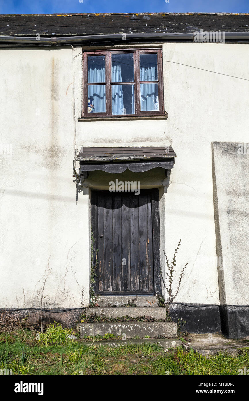 Ivy hatch hi-res stock photography and images - Alamy