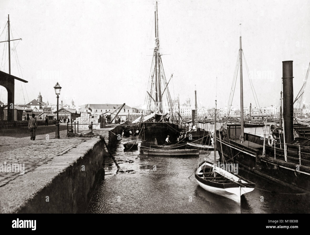 Trade ships 1890s hi-res stock photography and images - Alamy