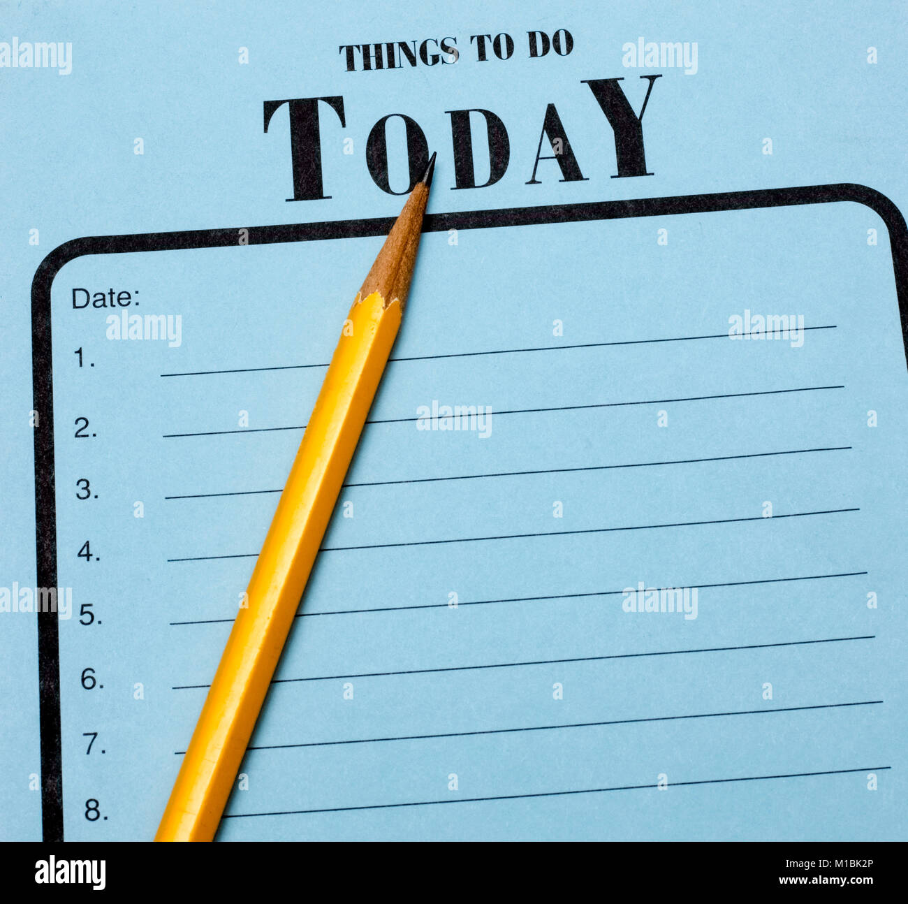 Things To Do notepad with yellow pencil Stock Photo - Alamy