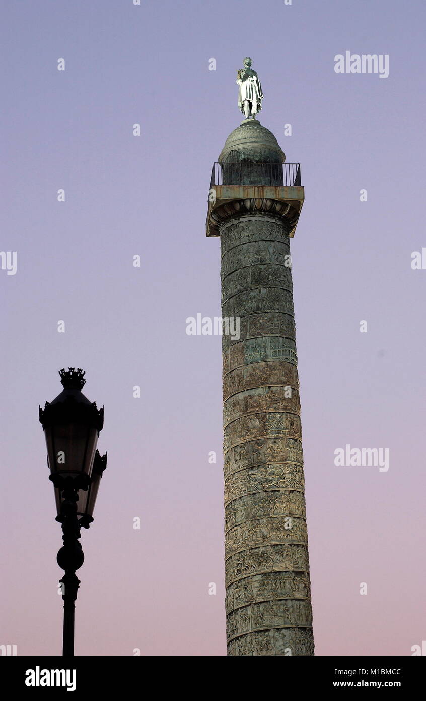 Napoleon statue in place vendome hi-res stock photography and images ...