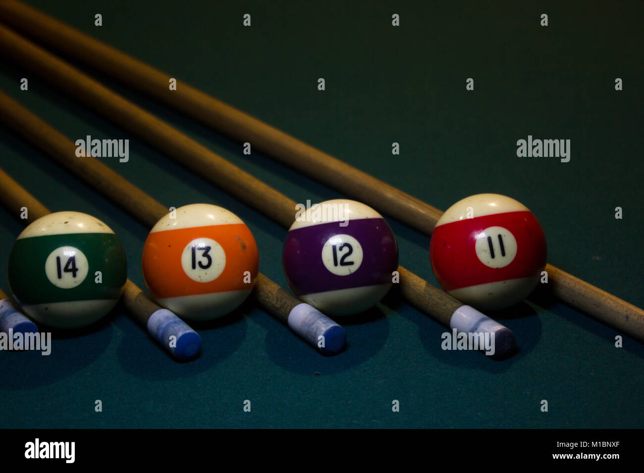 8 ball pool hi-res stock photography and images - Alamy