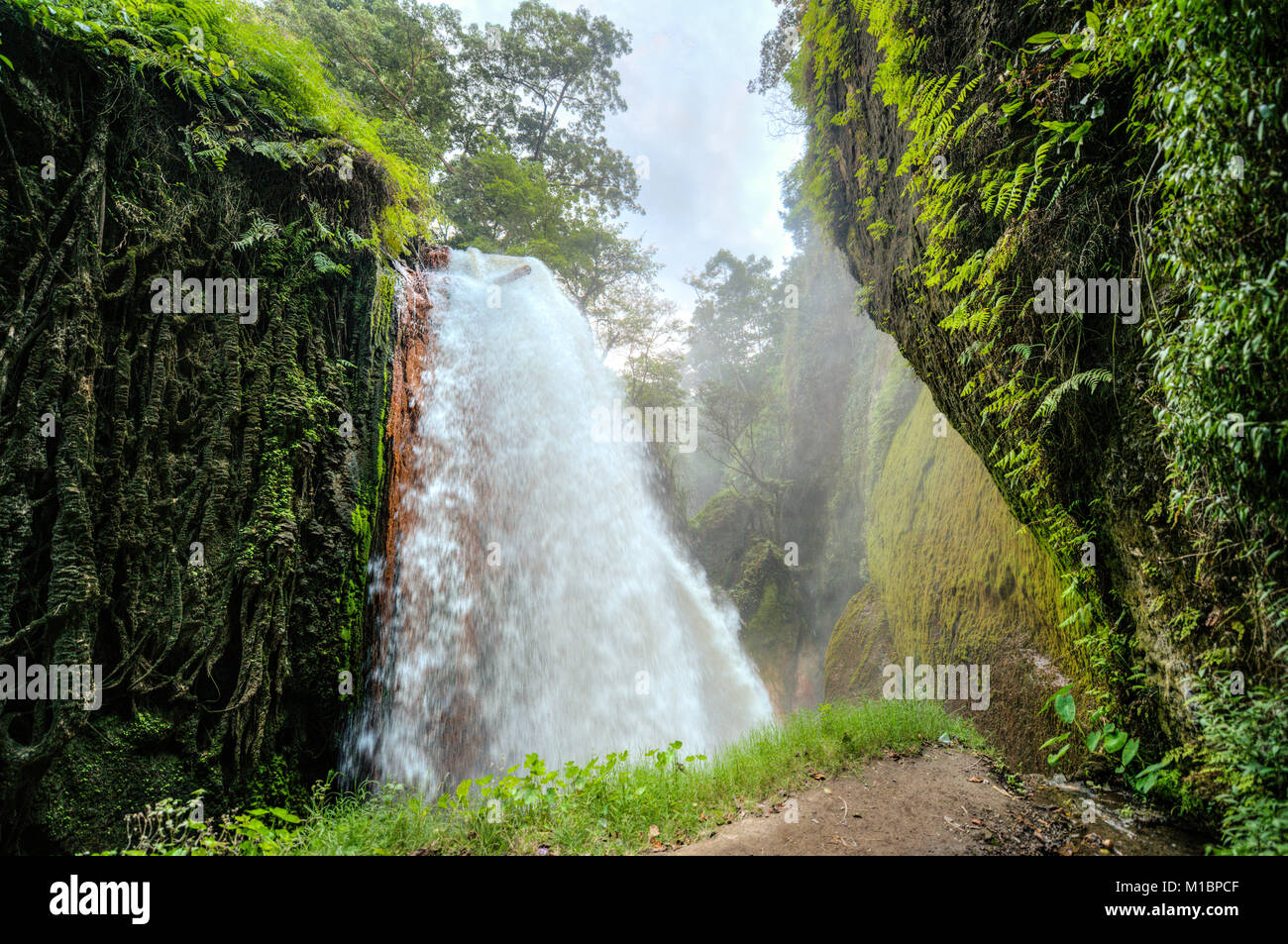 Terjun High Resolution Stock Photography and Images - Alamy