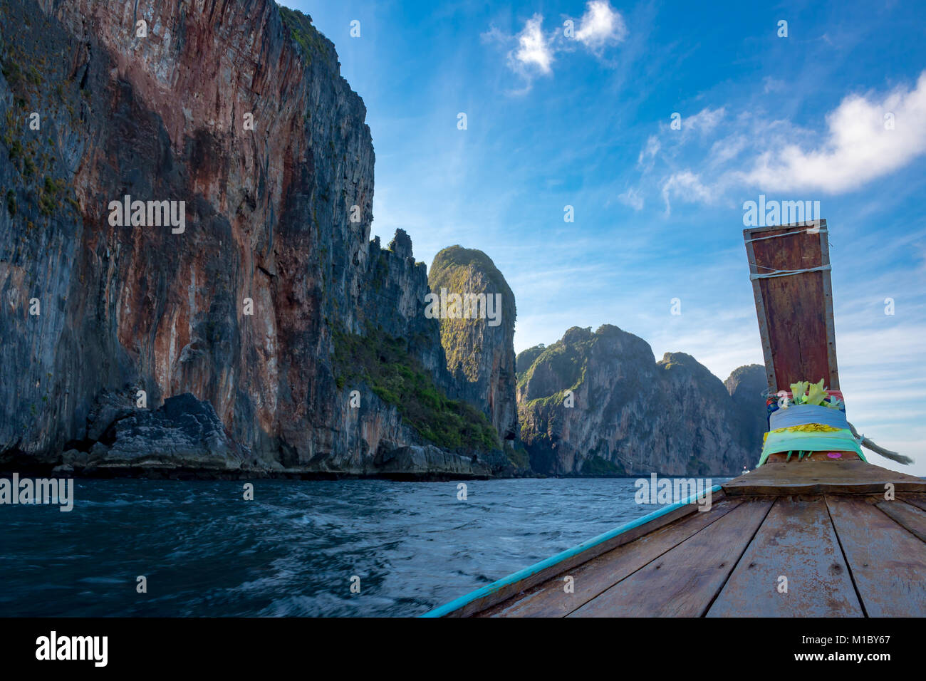 Me phi hi hi-res stock photography and images - Alamy