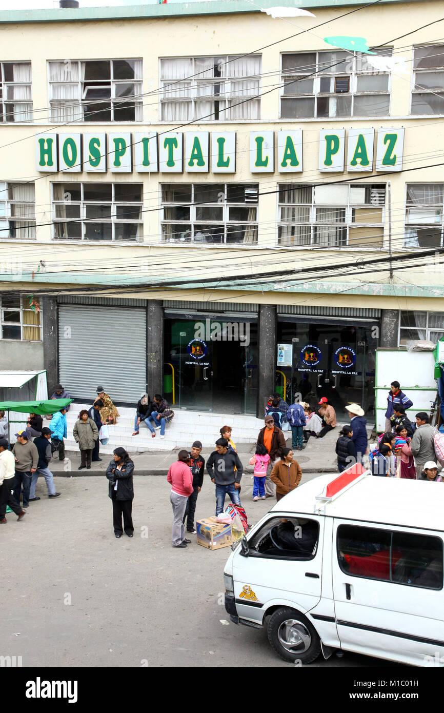 La Paz (Bolivia), 2011: people queuing in front of the hospital Stock ...