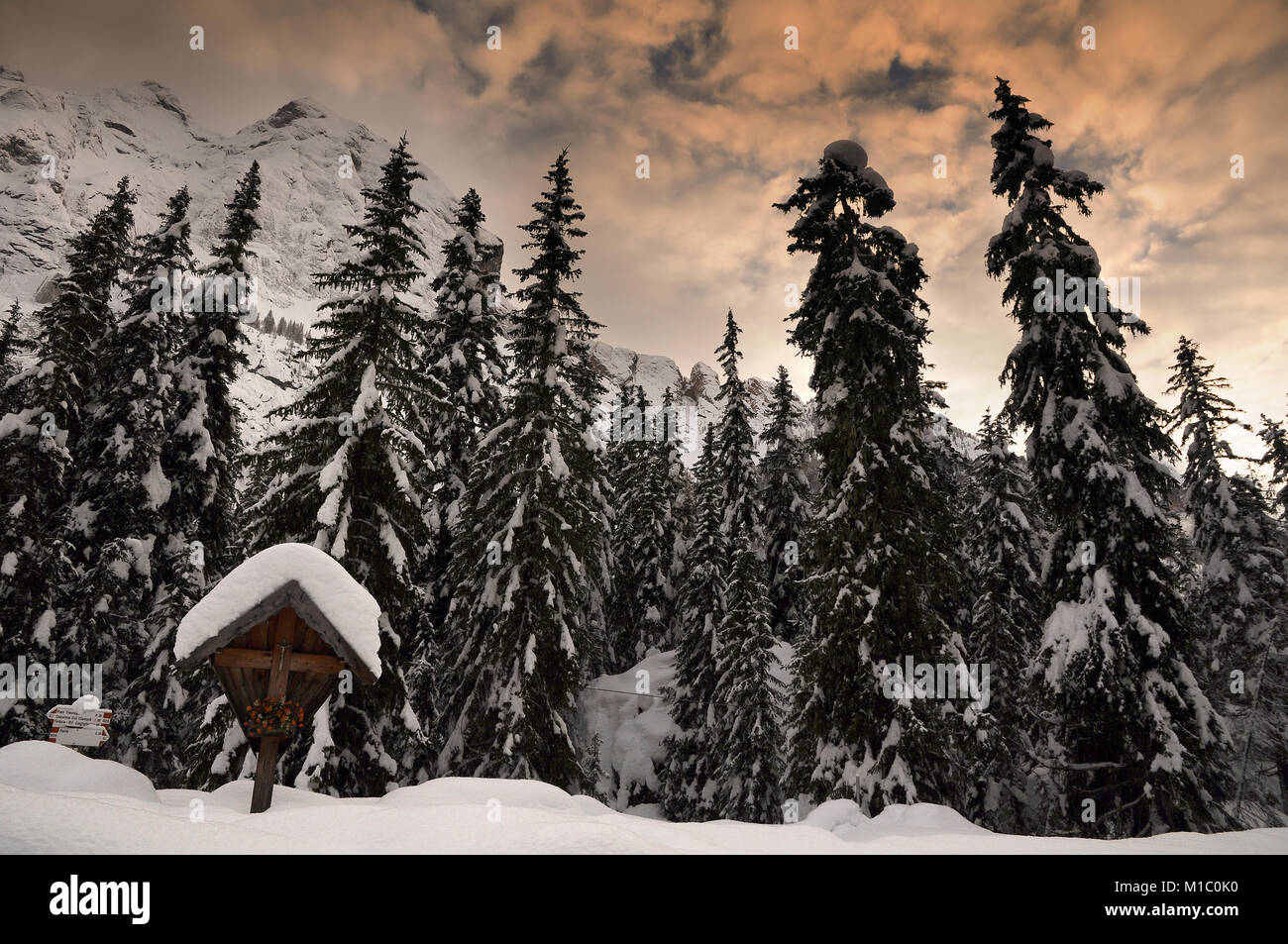 Canazei christmas hi-res stock photography and images - Alamy