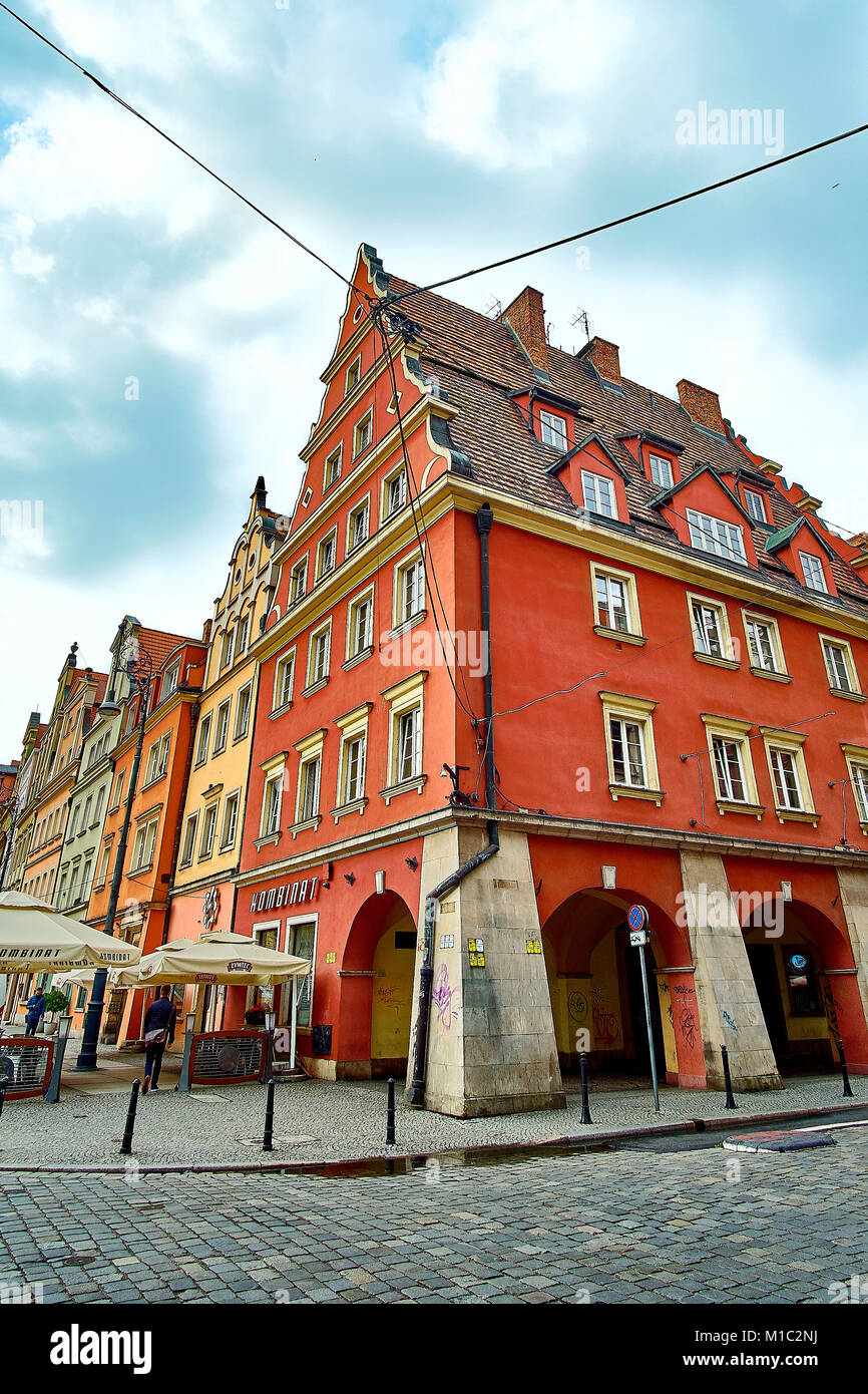 Old marketsquare hi-res stock photography and images - Alamy