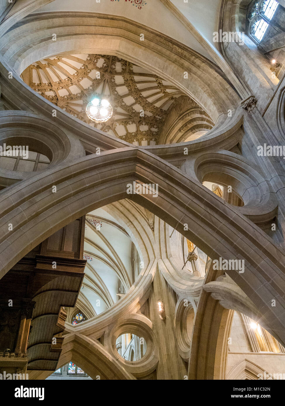 Interior view of Wells Cathedral Stock Photo - Alamy