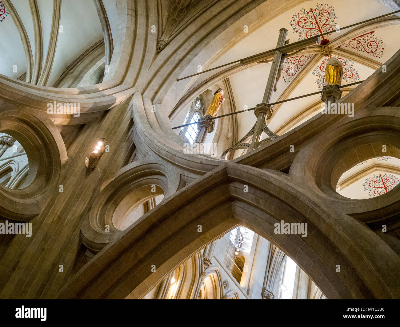 Interior view of Wells Cathedral Stock Photo - Alamy