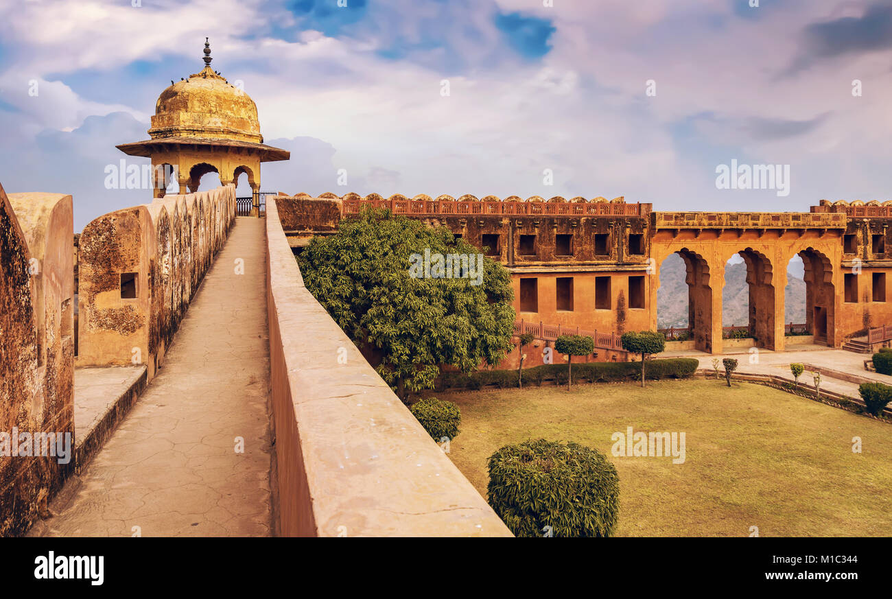 Traditional indian architecture rajasthan hi-res stock photography and ...