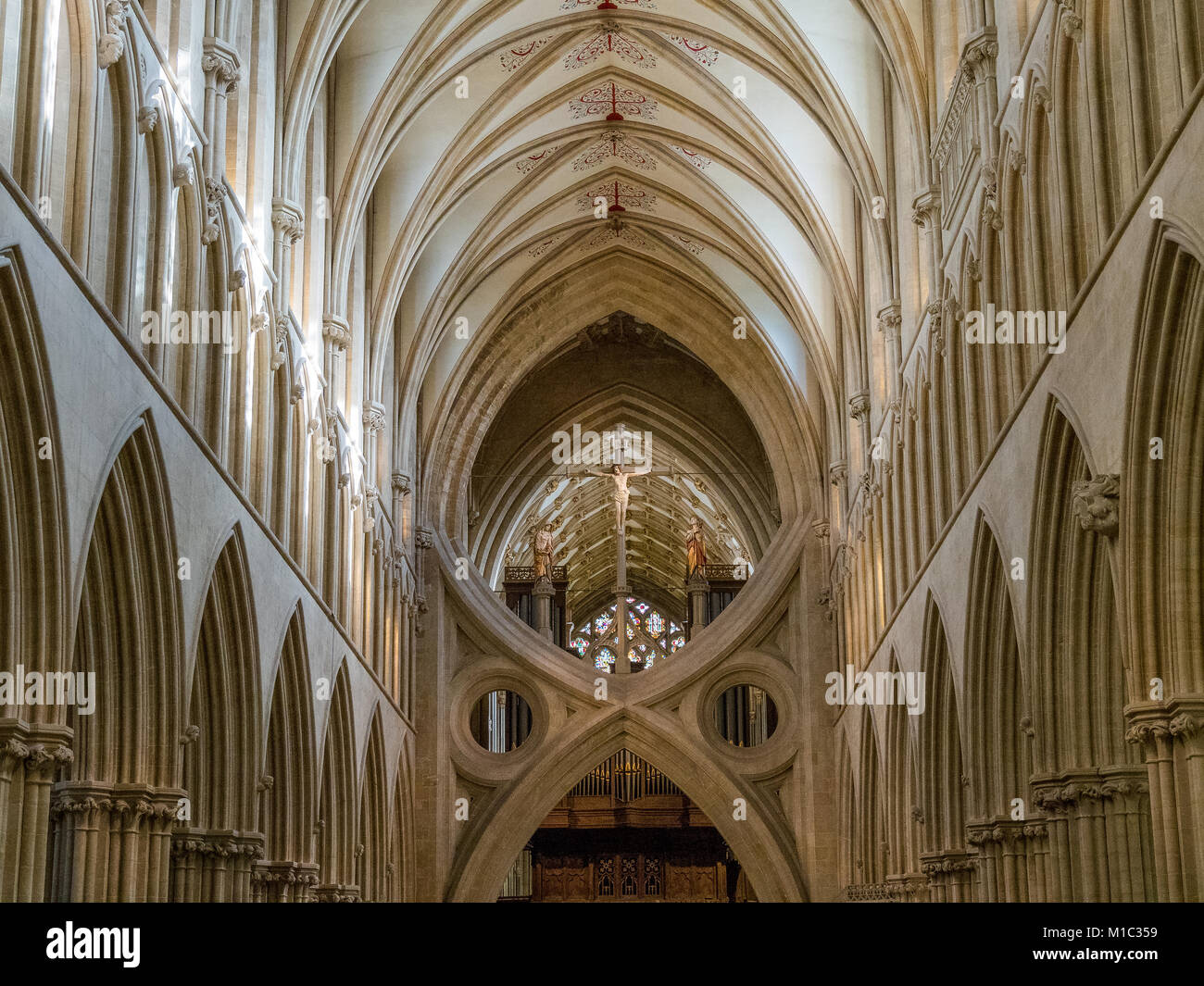 Interior view of Wells Cathedral Stock Photo - Alamy
