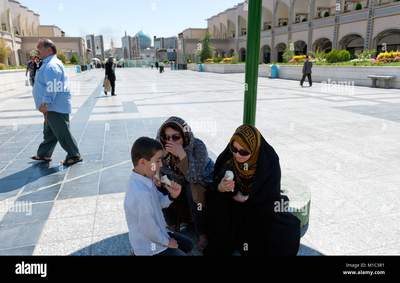 Mashhad iran shrine hi-res stock photography and images - Alamy