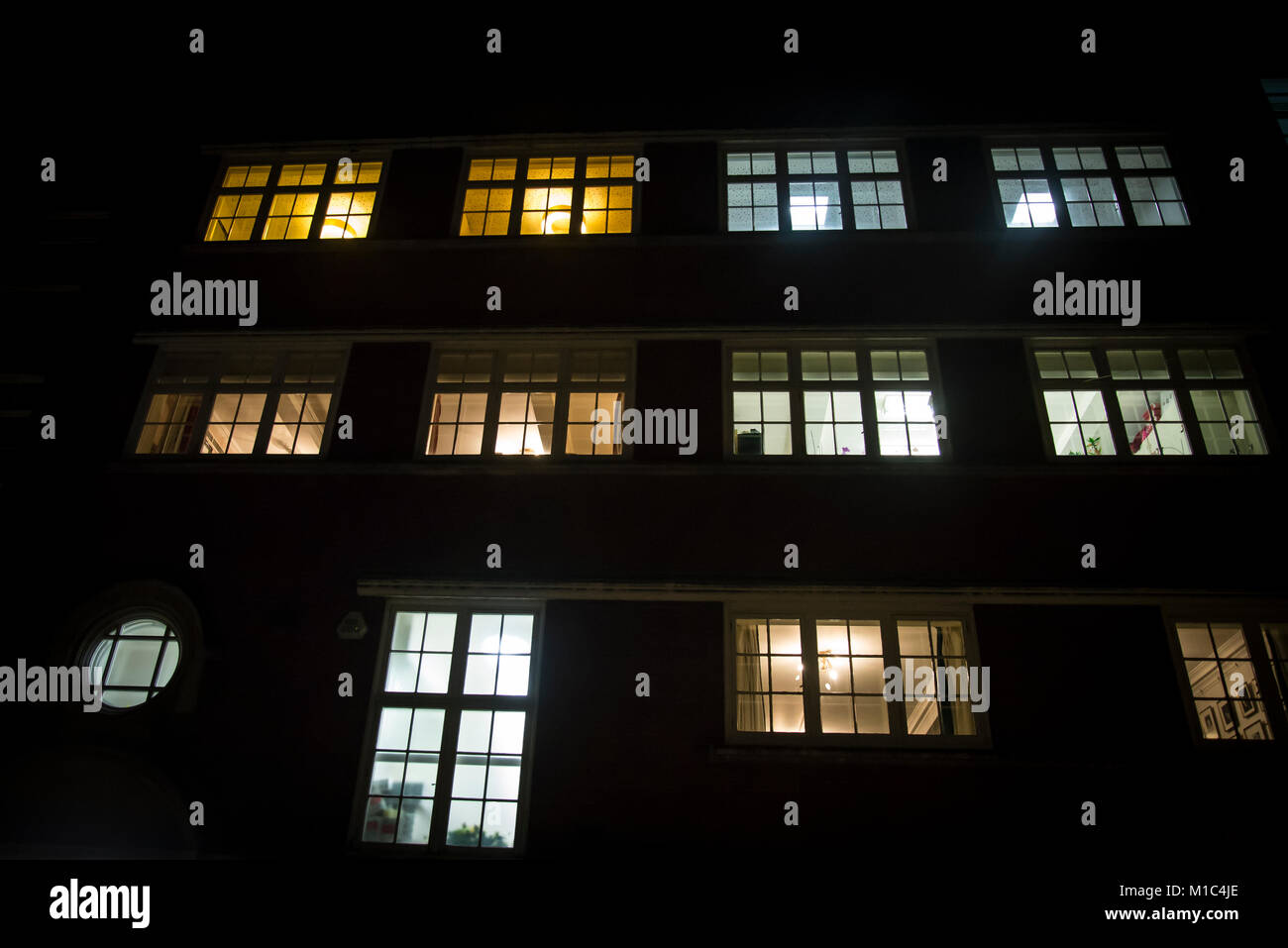 Lighted window front hi-res stock photography and images - Alamy