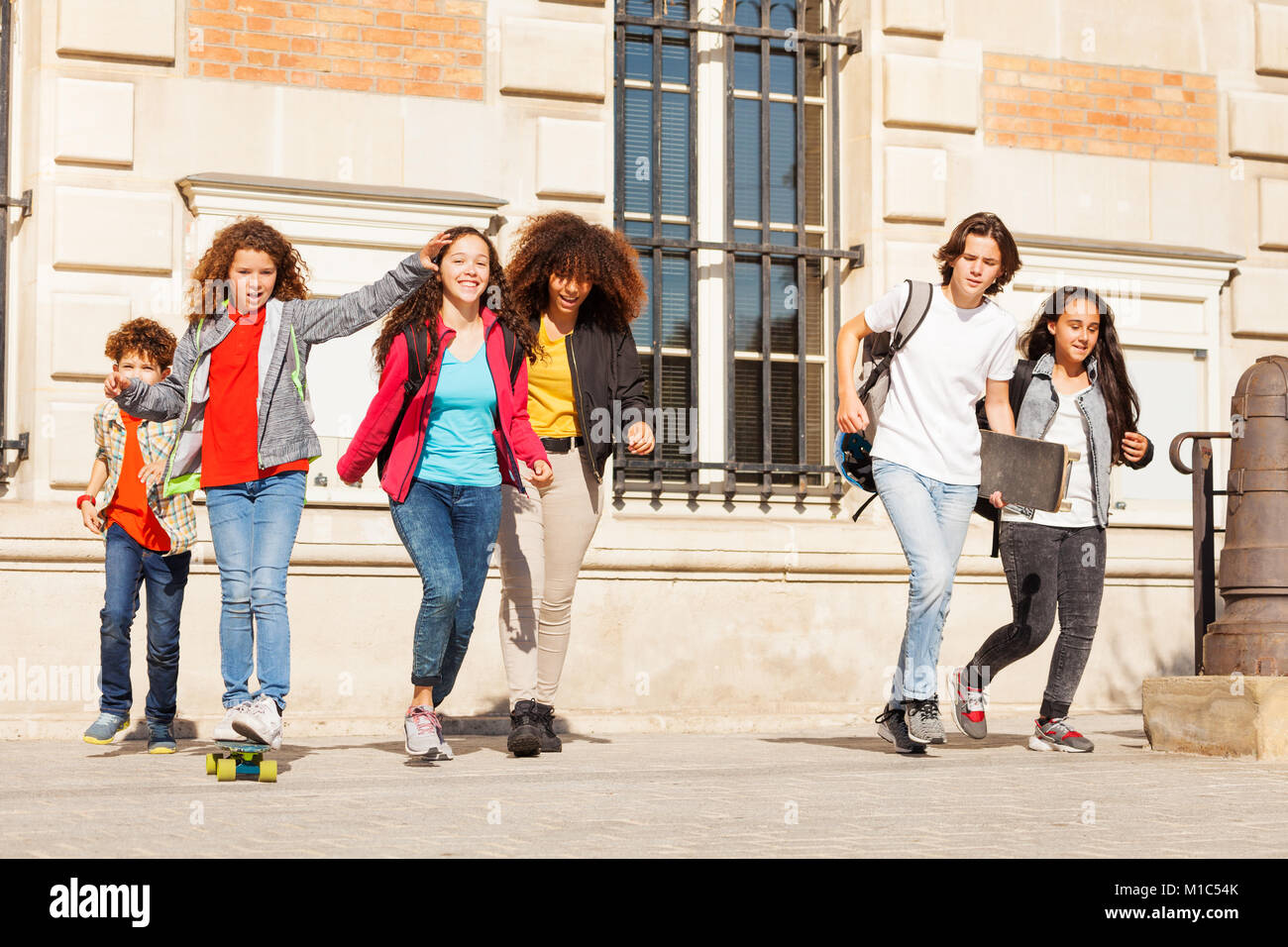 School kids running recess hi-res stock photography and images - Alamy