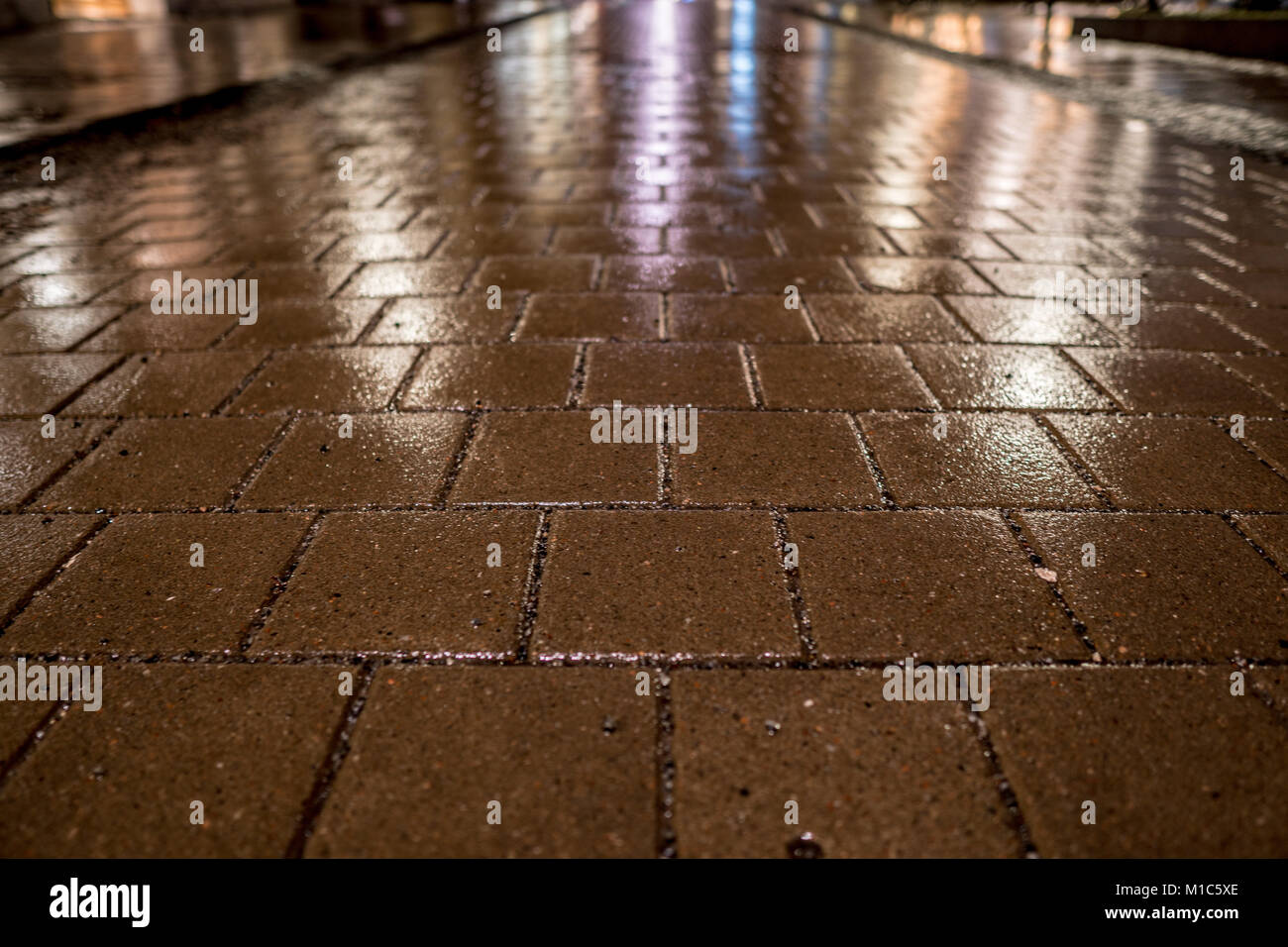 Wet street pavement sidewalk hi-res stock photography and images - Alamy