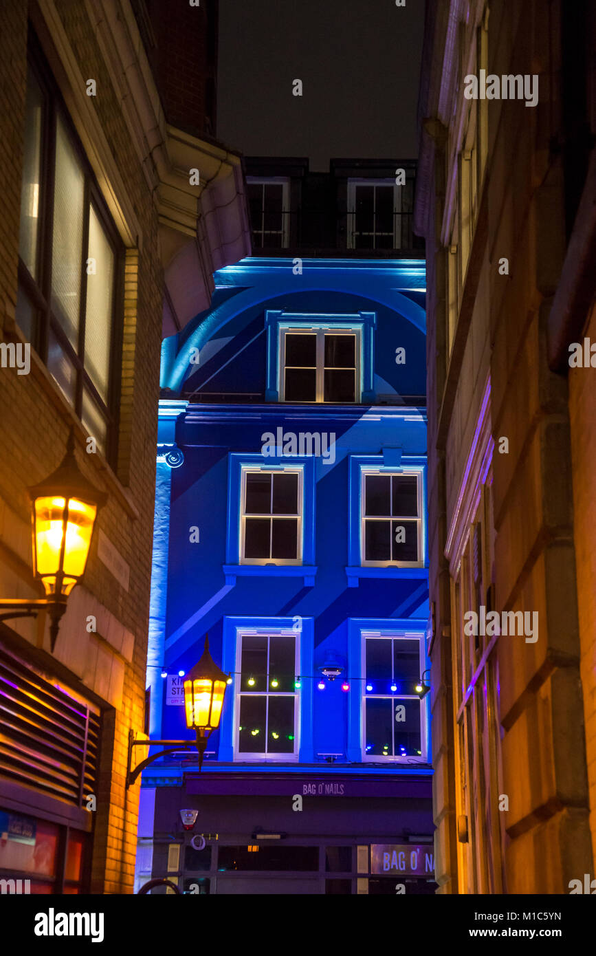 Soho house london exterior hi-res stock photography and images - Alamy