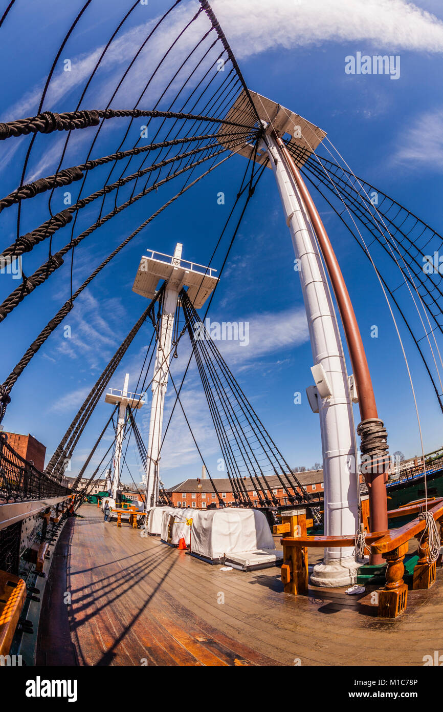 Boston naval shipyard uss boston hi-res stock photography and images ...