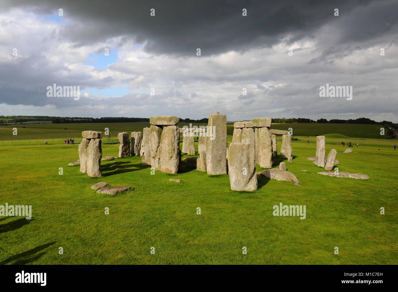 Stone henge hi-res stock photography and images - Alamy