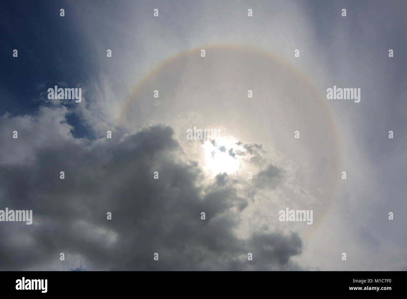Halo phenomenon hi-res stock photography and images - Alamy