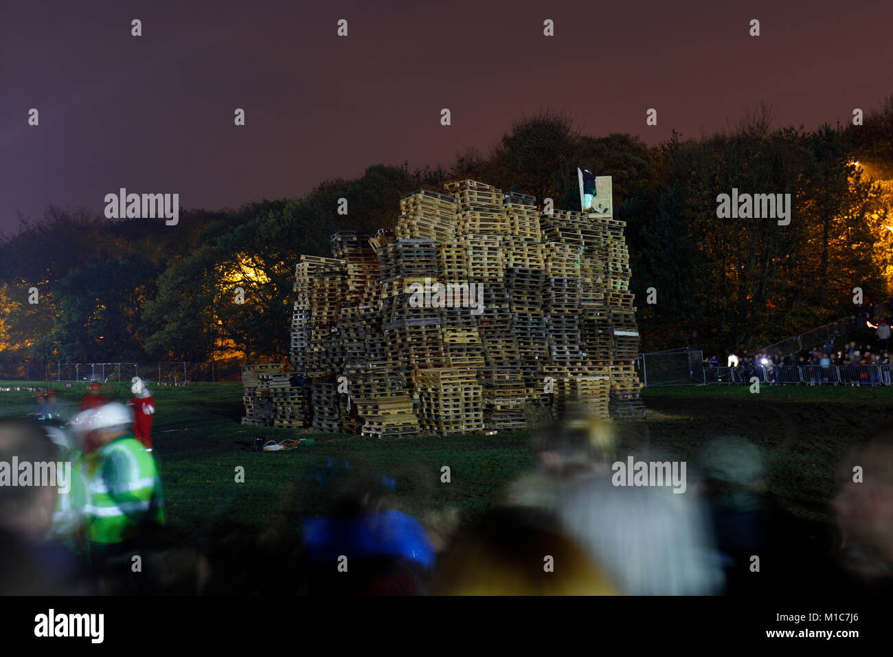Leeds council bonfire hi-res stock photography and images - Alamy